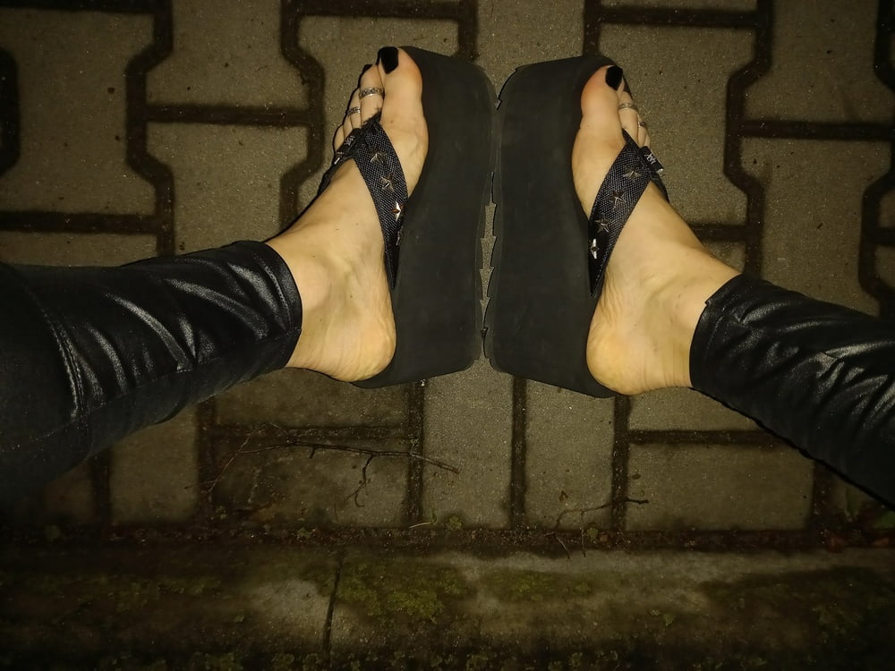 Platform Flip Flops 26 Pics Xhamster