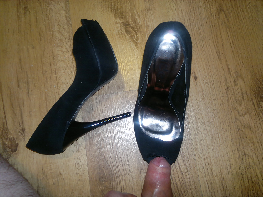 Cum Inside My Fav Heels 15 Pics Xhamster 1953