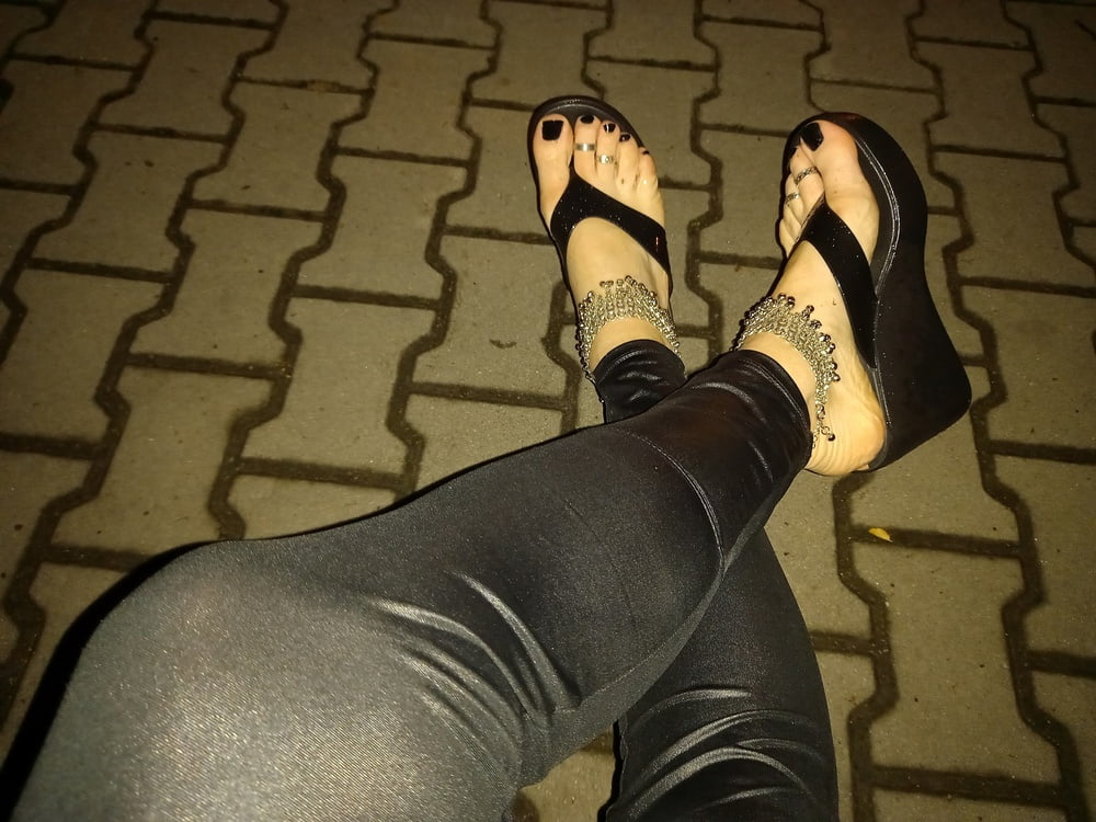Sexy Feet And Latex Flip Flops 35 Pics Xhamster 6708